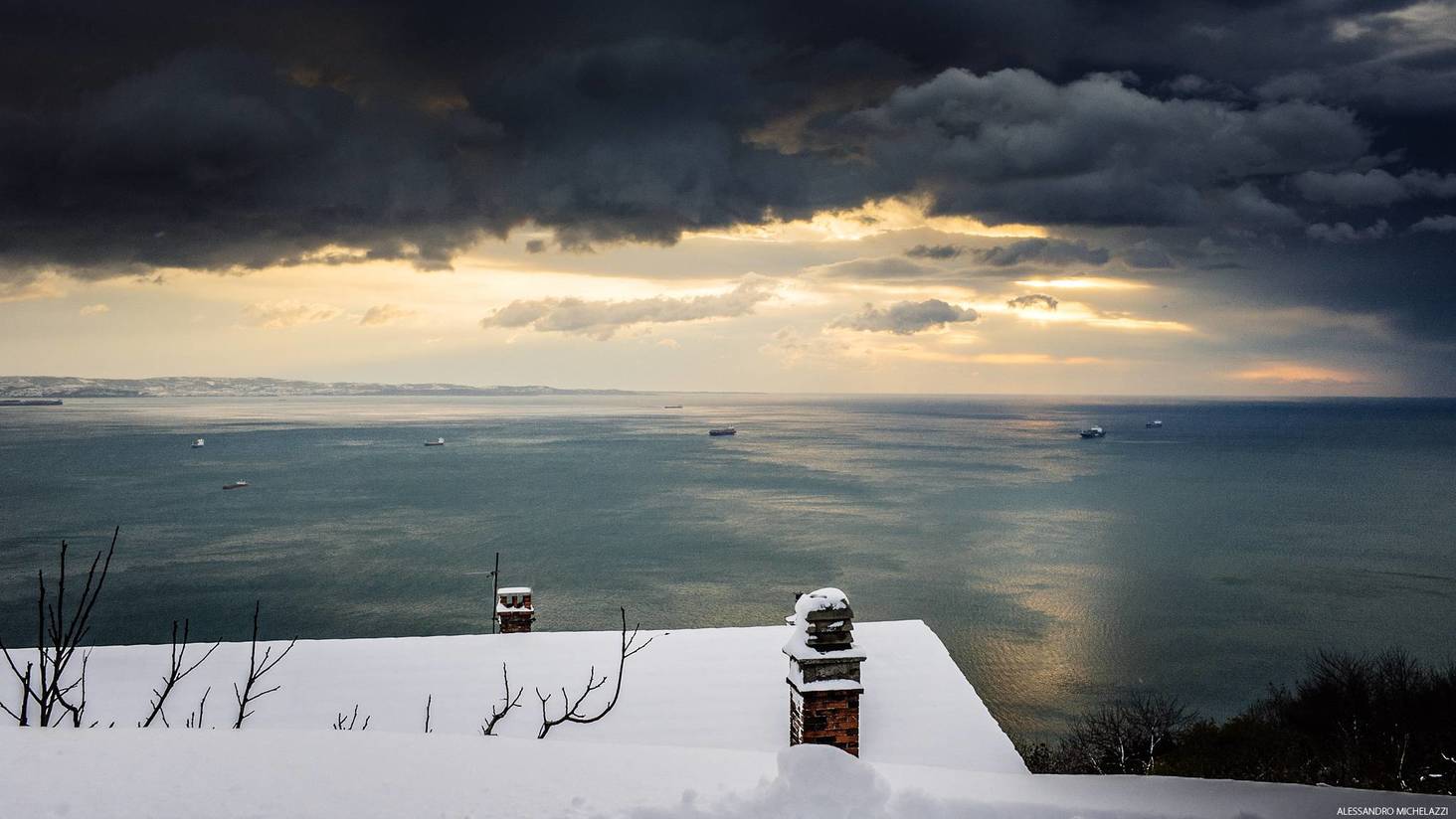 Fine art photos of Trieste under the snow, December 2012