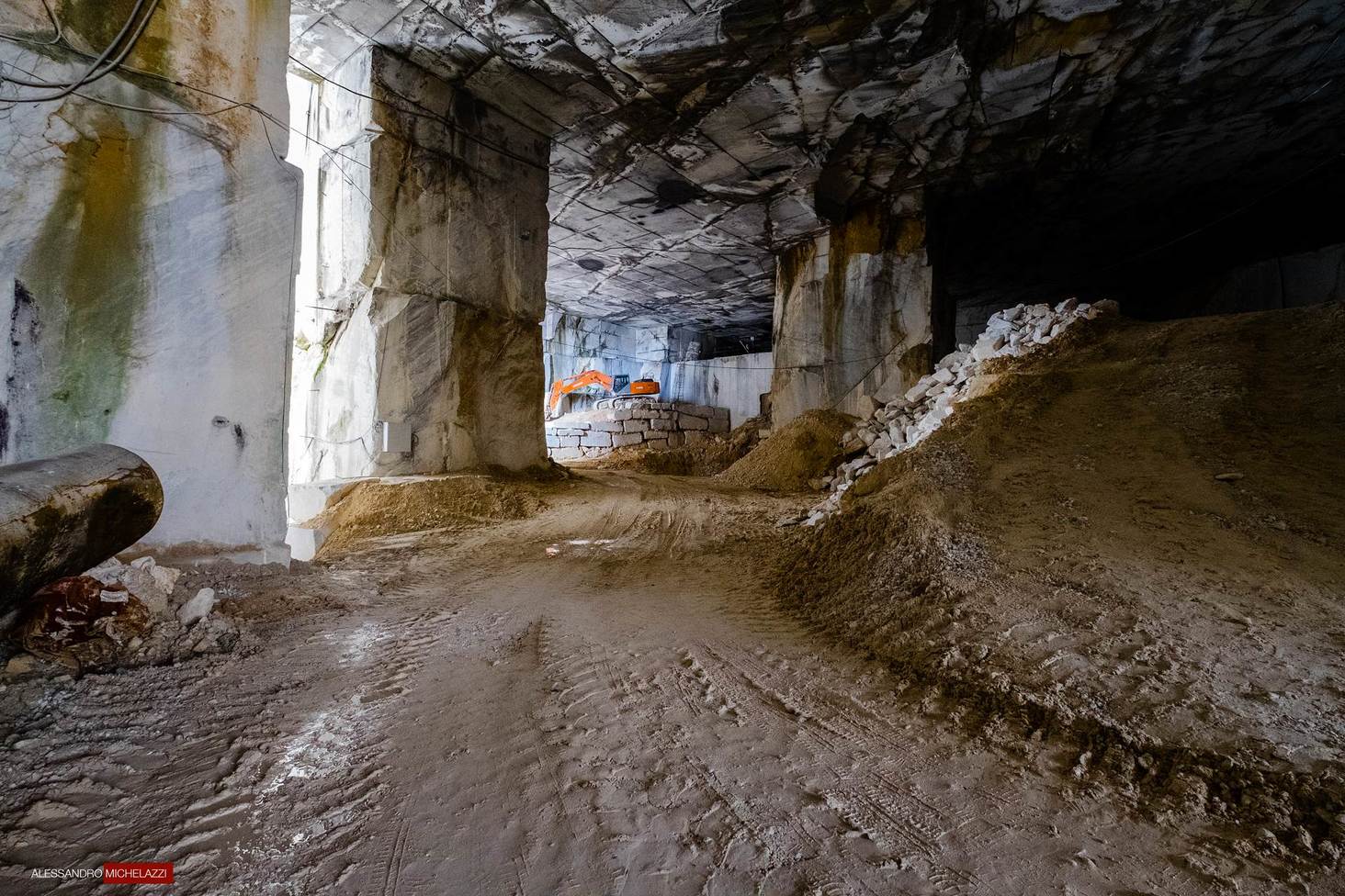 Carrara's marble quarries photographs, a look at the panorama inside
